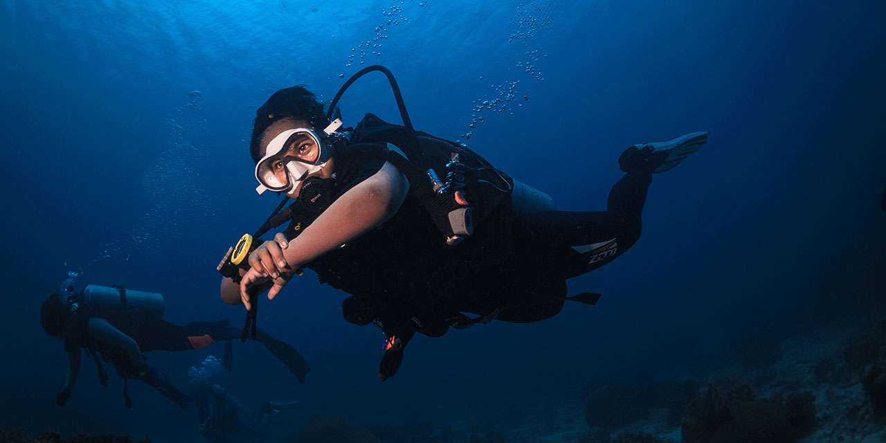 Advanced Diving Courses - DPM Diving - Specialty Programs